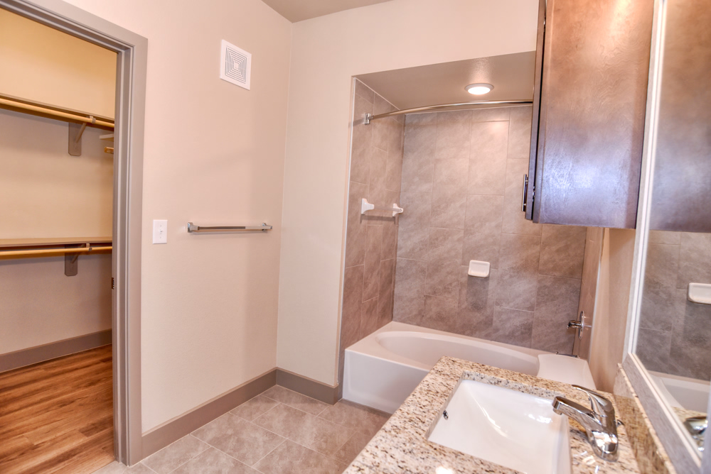 Apartments in Houston, TX | Edison Lofts | (713) 7561-5597