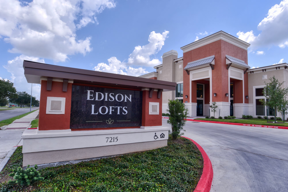Apartments in Houston, TX | Edison Lofts | (713) 7561-5597